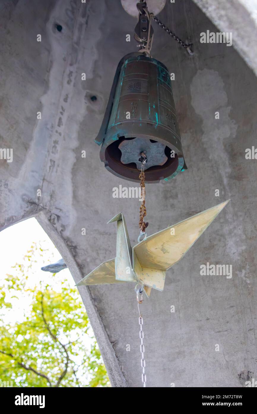 Origami crane historical hi-res stock photography and images - Alamy