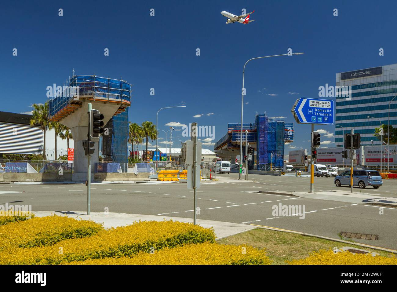 Sir reginald ansett drive hi-res stock photography and images - Alamy