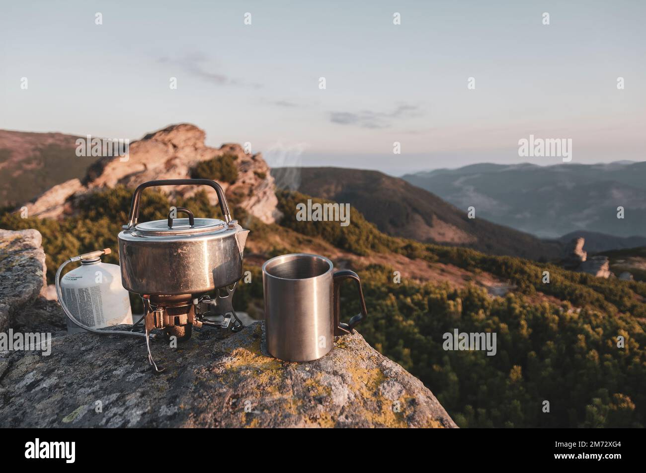 Boiling tea hi-res stock photography and images - Alamy