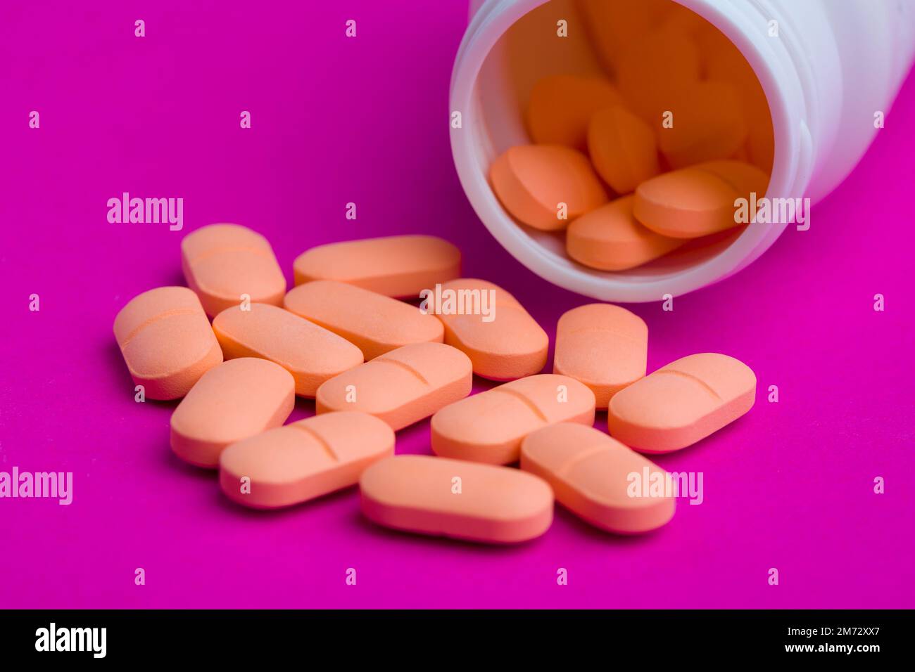 Assorted pharmaceutical medicine pills, tablets and capsules and bottle ...