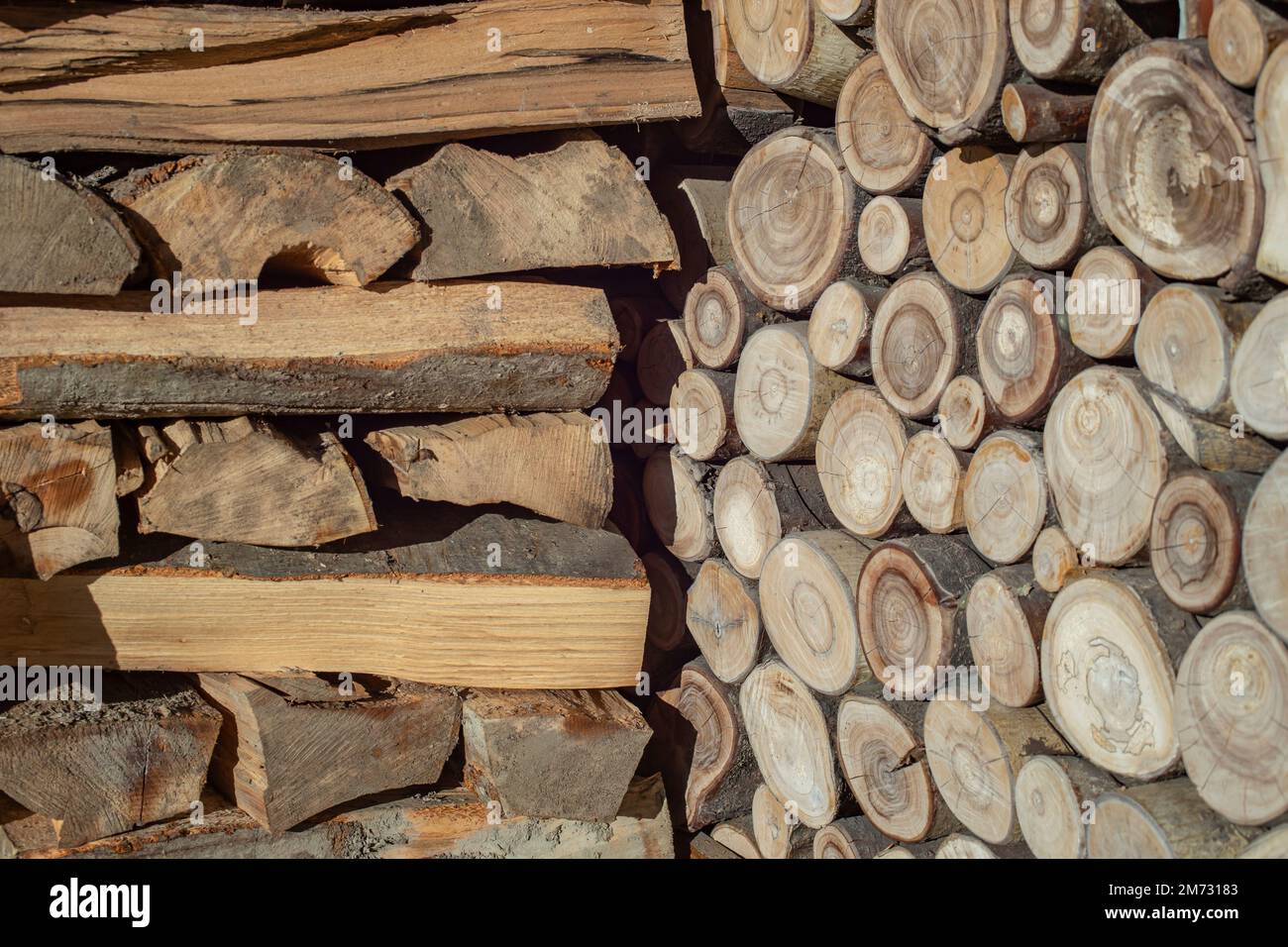 Fire wood pile hi-res stock photography and images - Alamy