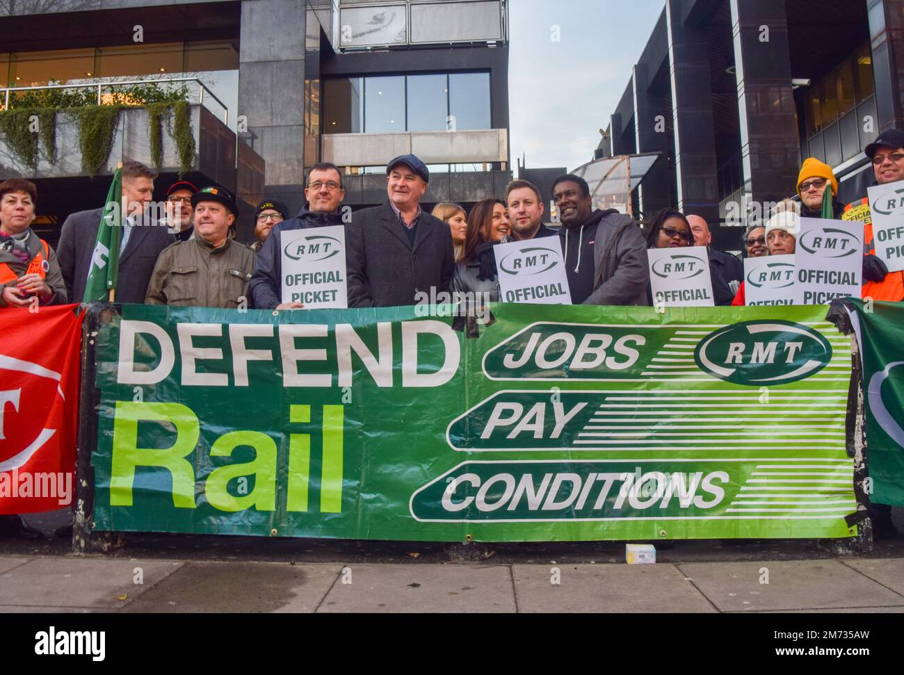 London, UK. 6th January 2023. RMT (Rail, Maritime and Transport workers ...