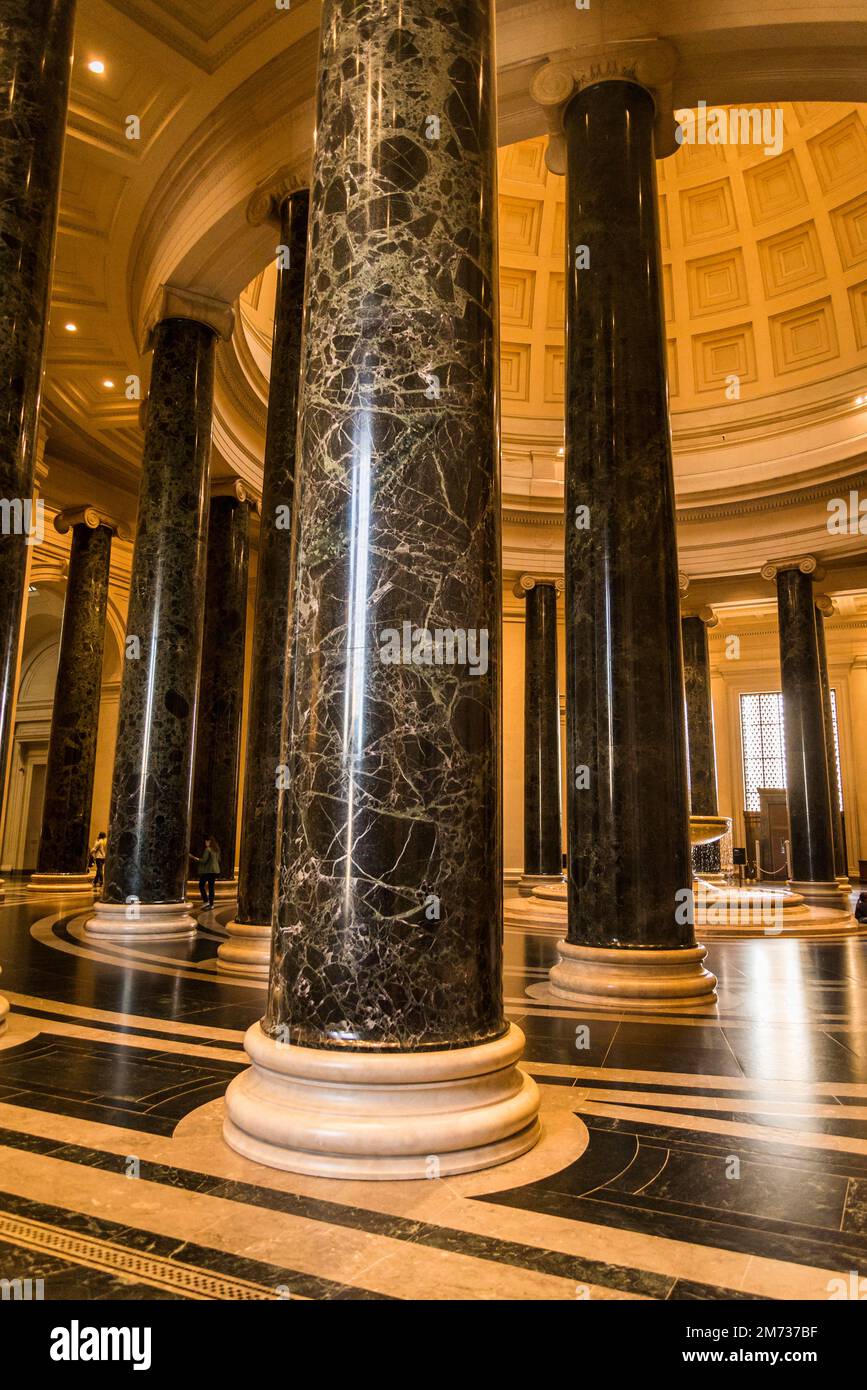 Rotunda in the Neoclassical interior of the National Gallery of Art ...