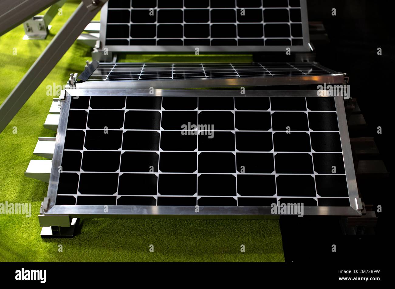 Black solar energy panel line hi-res stock photography and images - Alamy