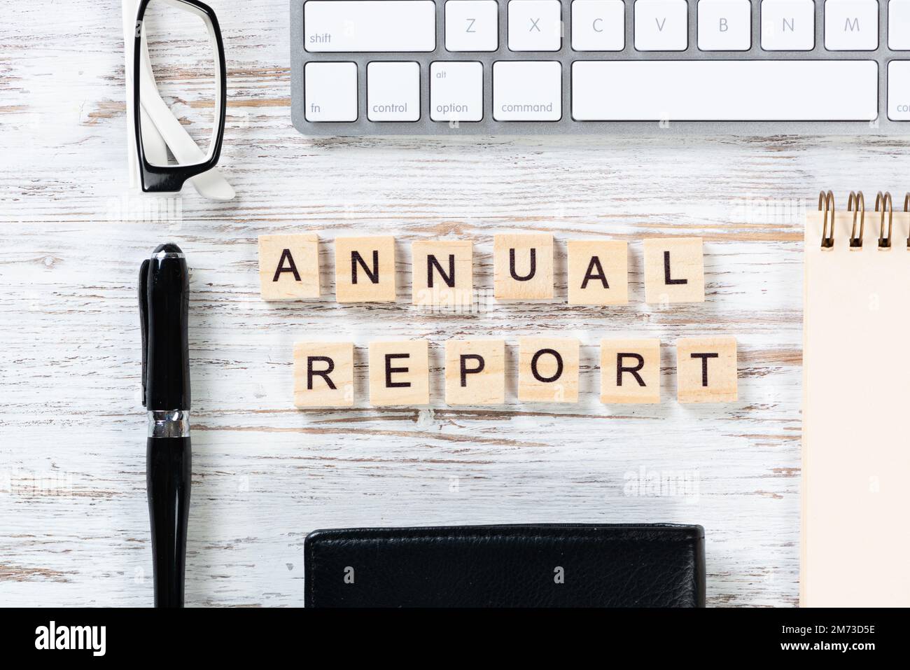Annual report concept letters hi-res stock photography and images - Alamy