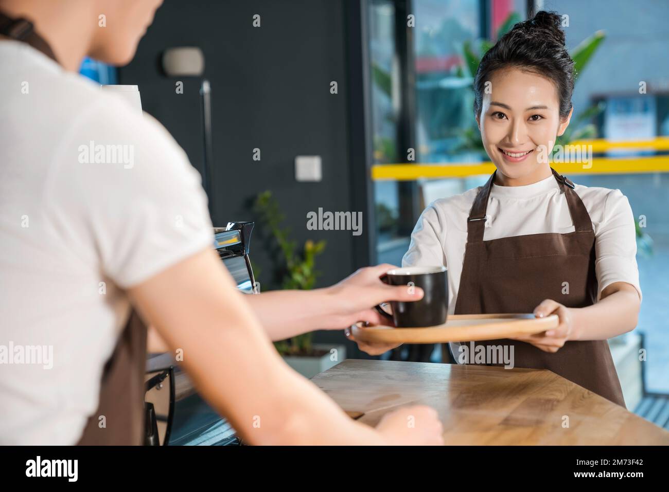 The coffee shop service Stock Photo - Alamy
