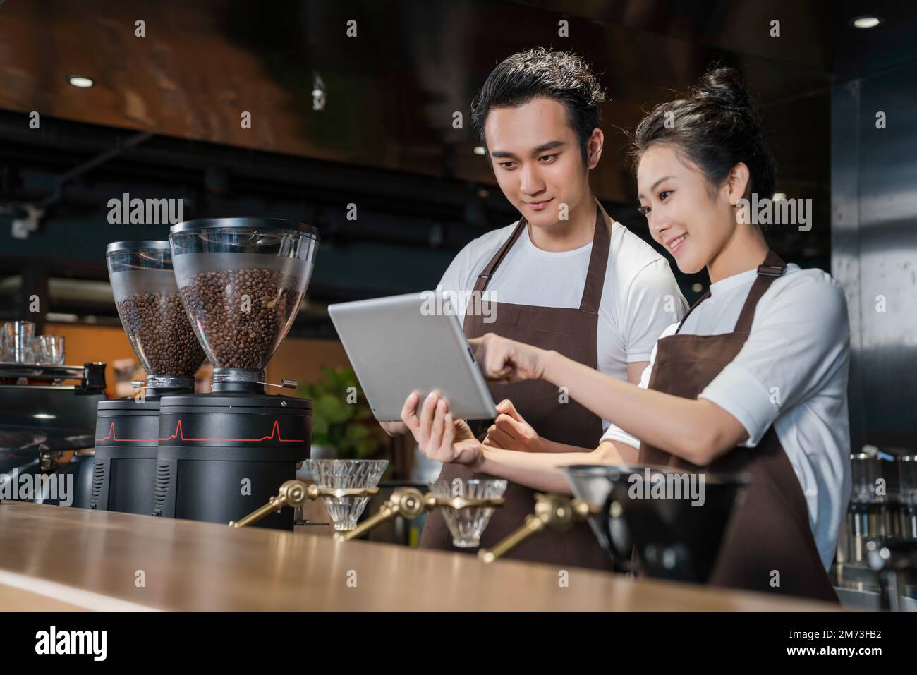 The coffee shop service Stock Photo - Alamy