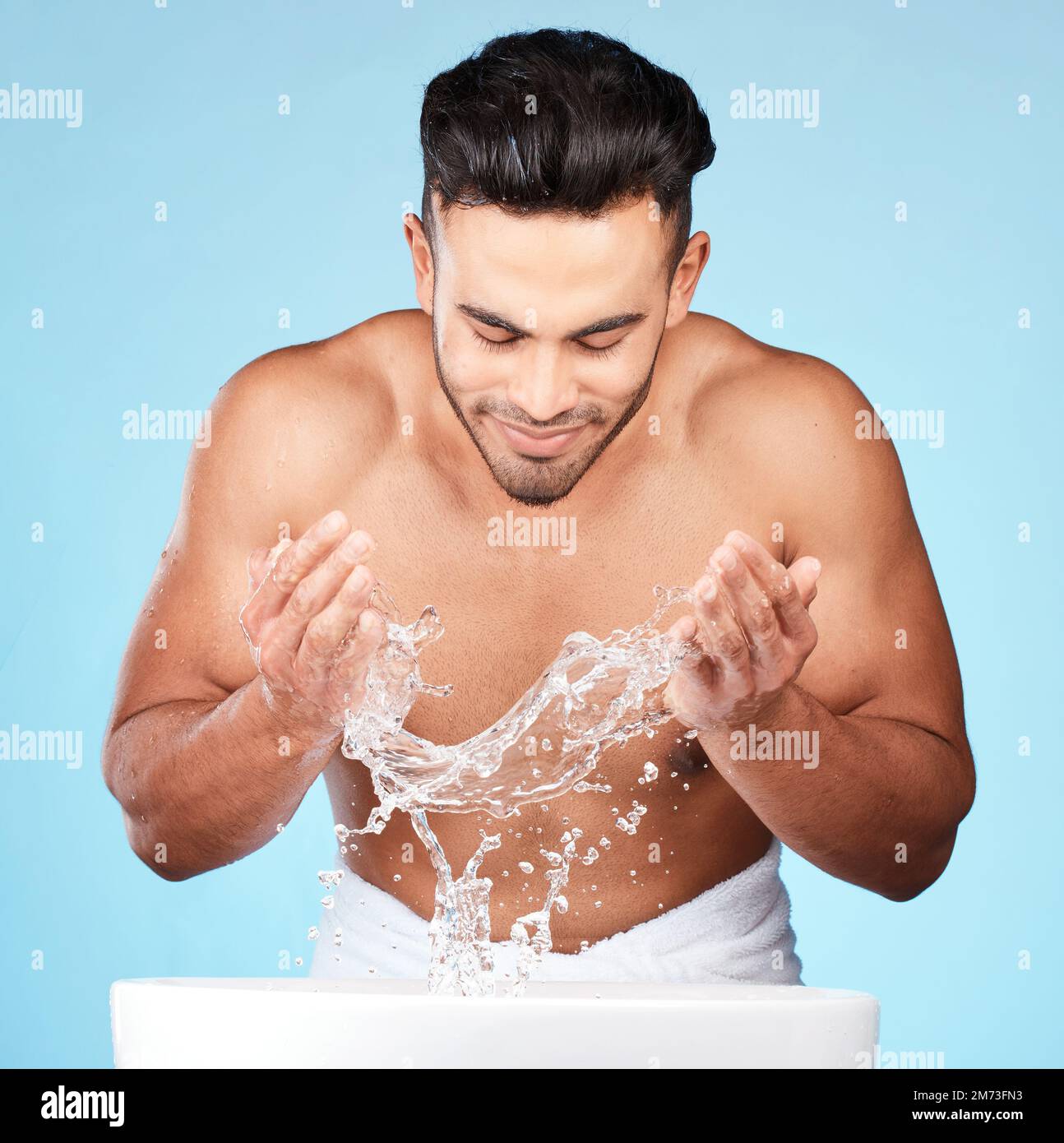 Man bathing in bathroom hi-res stock photography and images - Alamy