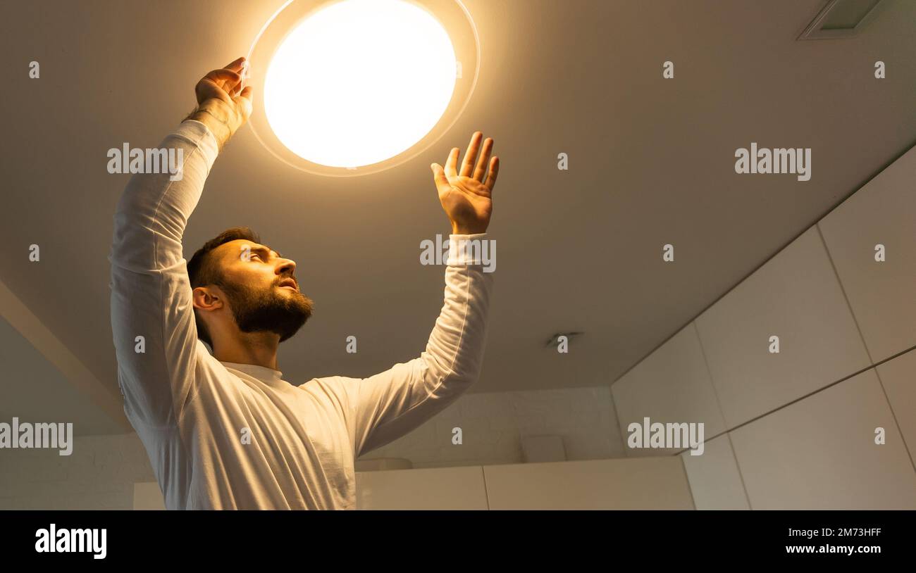 Working chandelier hi-res stock photography and images - Alamy