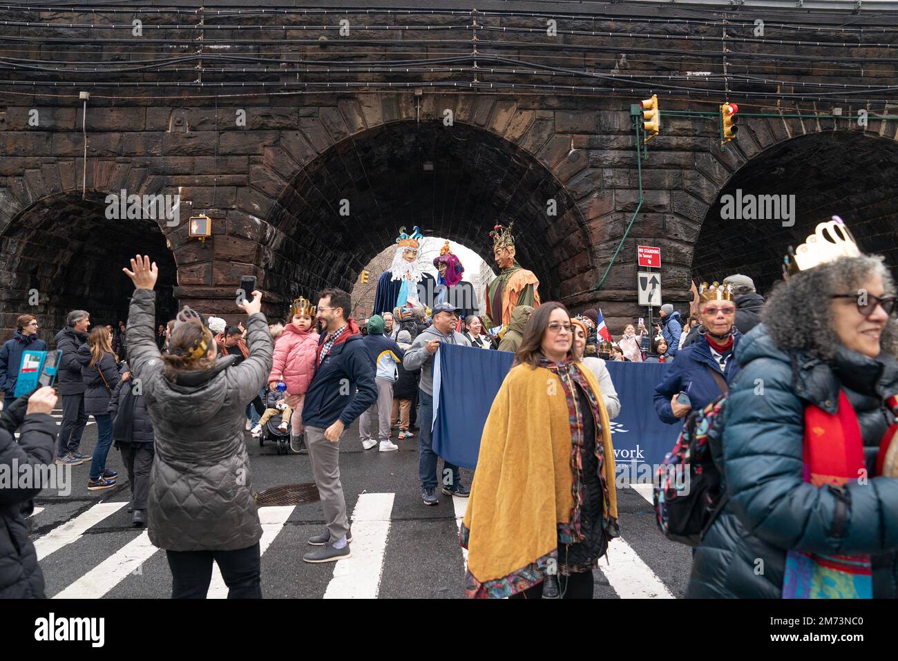 Kings celebration hi-res stock photography and images - Alamy