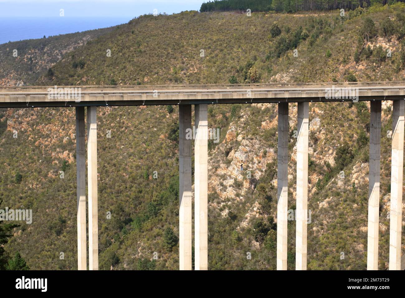 September 28 2022 - Bloukrans Bridge in South Africa: An unidentified ...