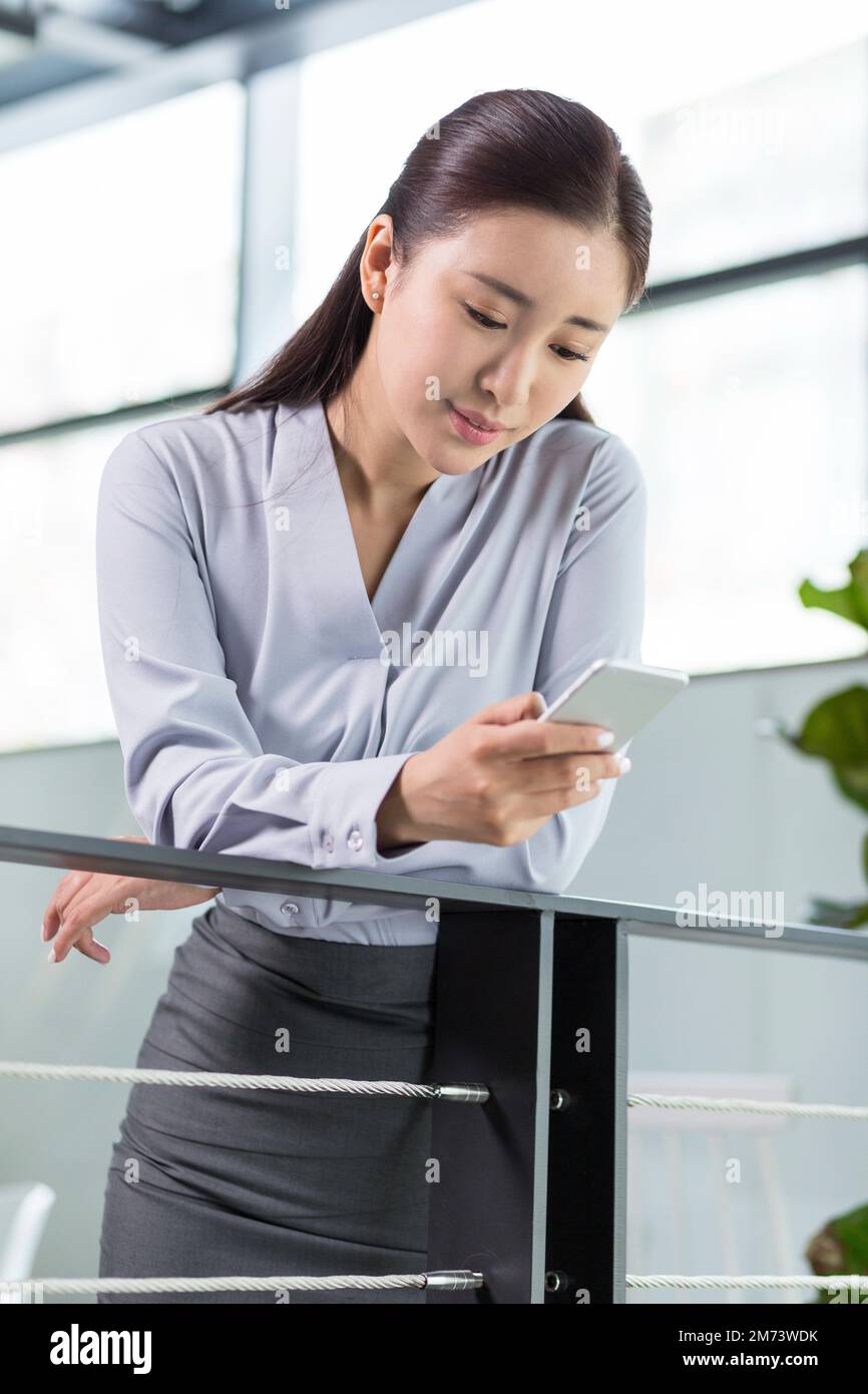 Business people make a phone call Stock Photo - Alamy