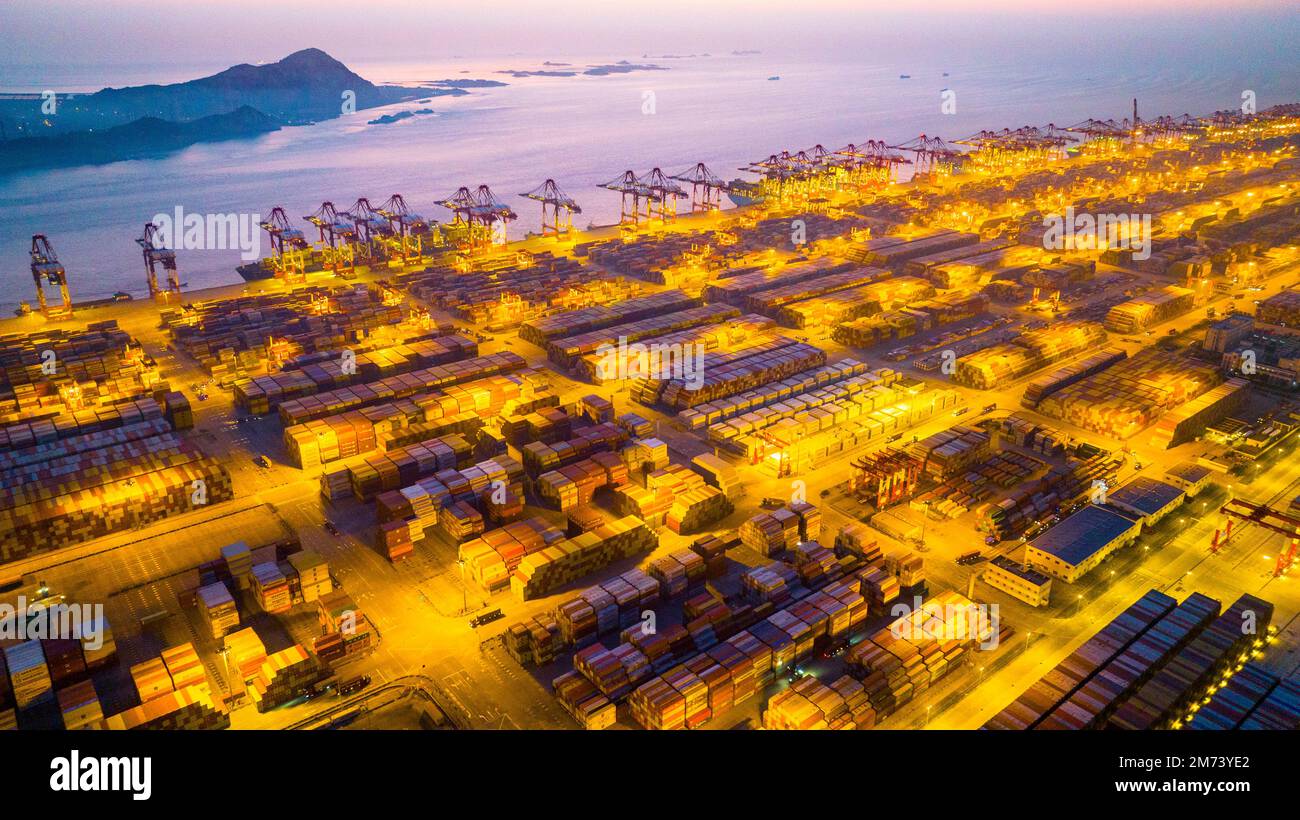 SHANGHAI, CHINA - JANUARY 7, 2023 - Aerial photo taken on Jan. 7, 2023 ...