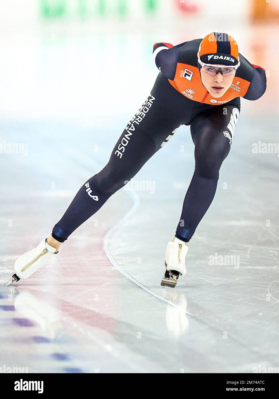 HAMAR - Robin Groot (NED) in the women's 3000m all-around during the ...