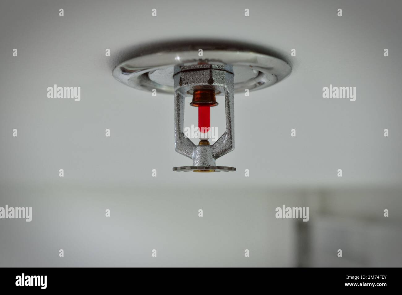 Metal ceiling sprinkler hi-res stock photography and images - Alamy