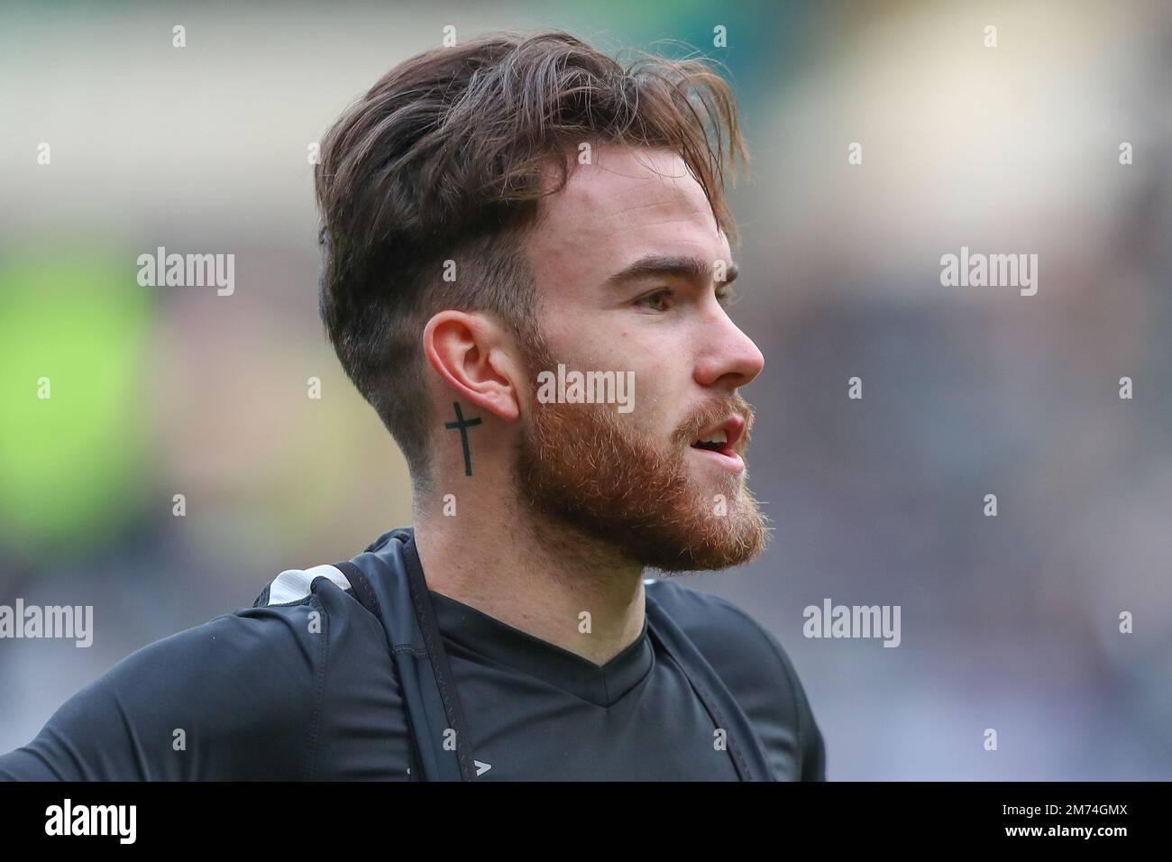 Aaron Connolly #44 of Hull City during the pre-game warm up ahead of ...