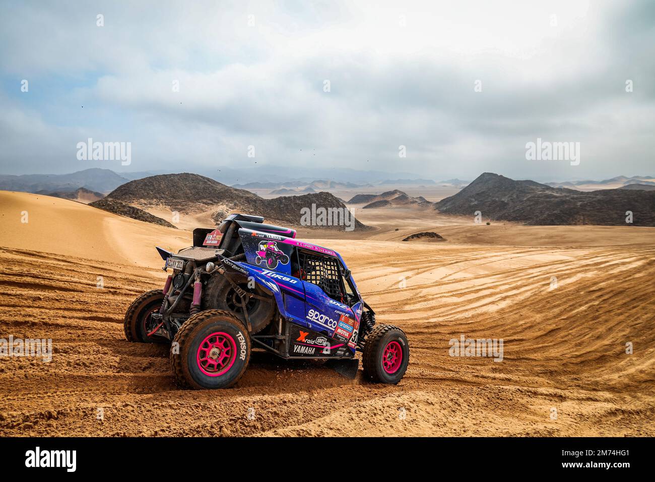 311 LIPAROTI Camelia (ita), BLANCO GARCIA Xavier (spa), X-Raid C.A.T ...