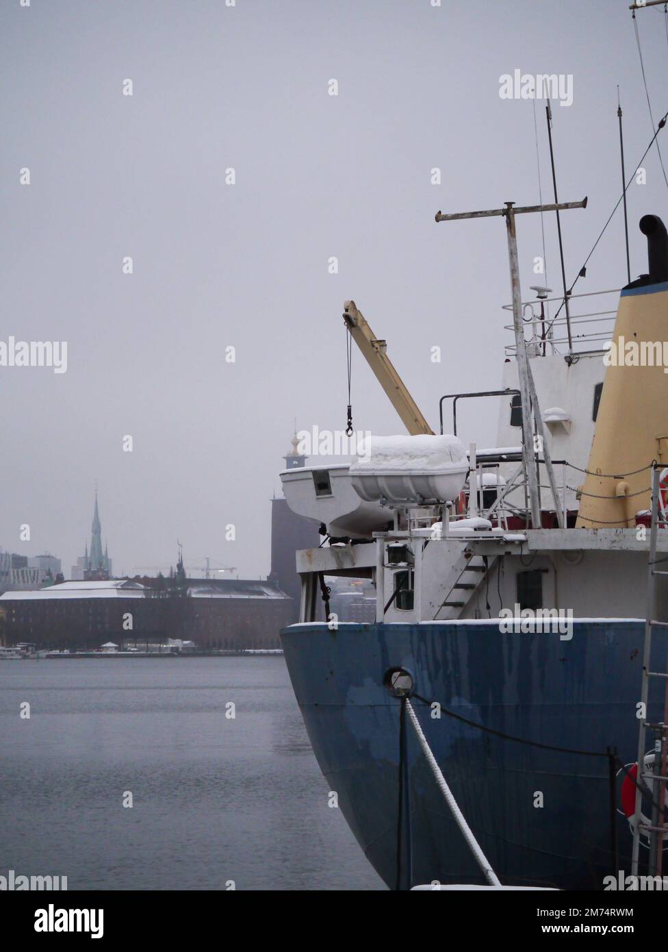 View of ship in marina during the winter Stock Photo - Alamy