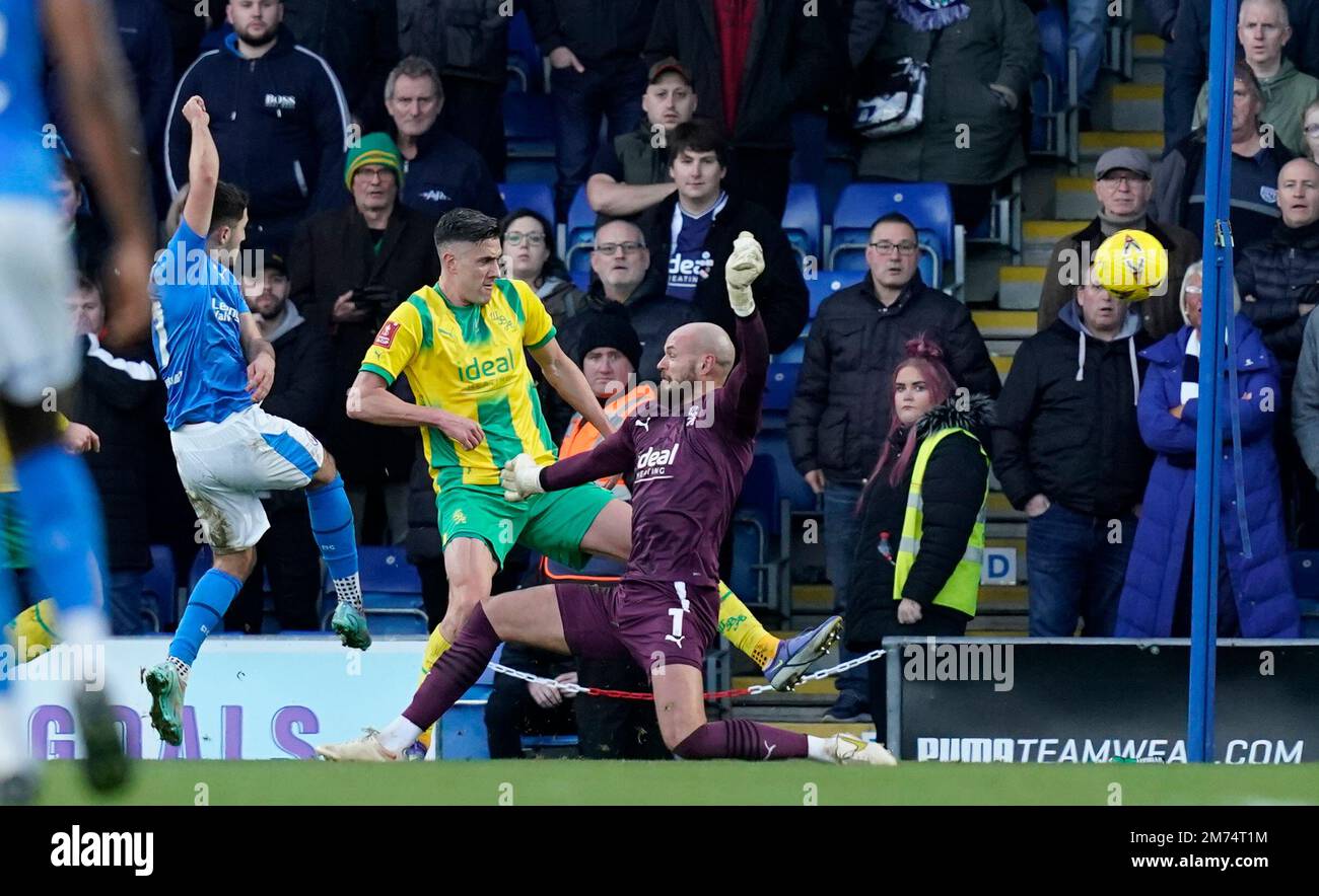 Chesterfield, UK. 7th Jan, 2023. Armando Dobra of Chesterfield scores ...