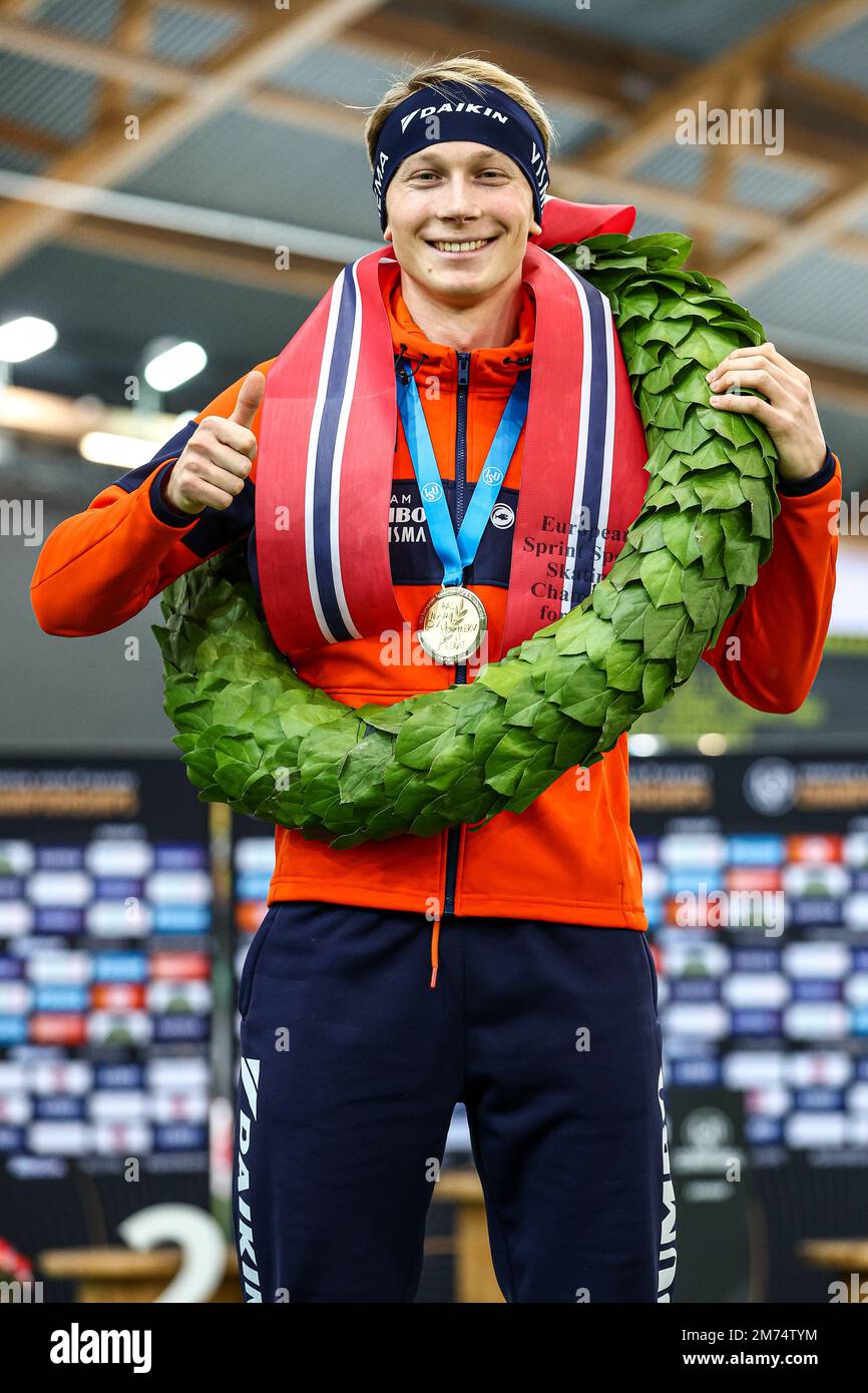 HAMAR - Merijn Scheperkamp (NED) at the award ceremony of the sprint ...
