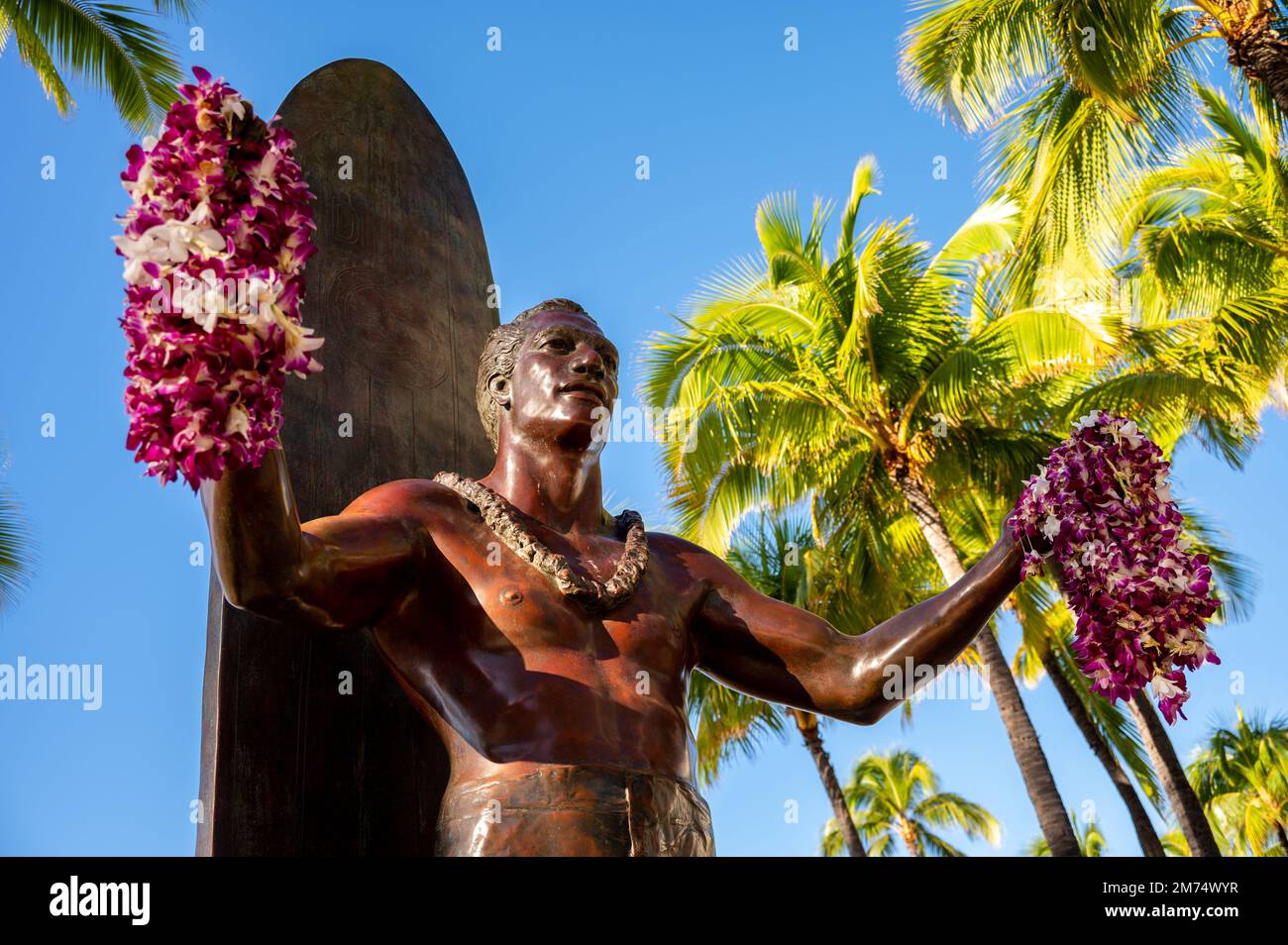 Honolulu, Hawaii - December 26, 2022: Duke Kahanamoku statue in front ...
