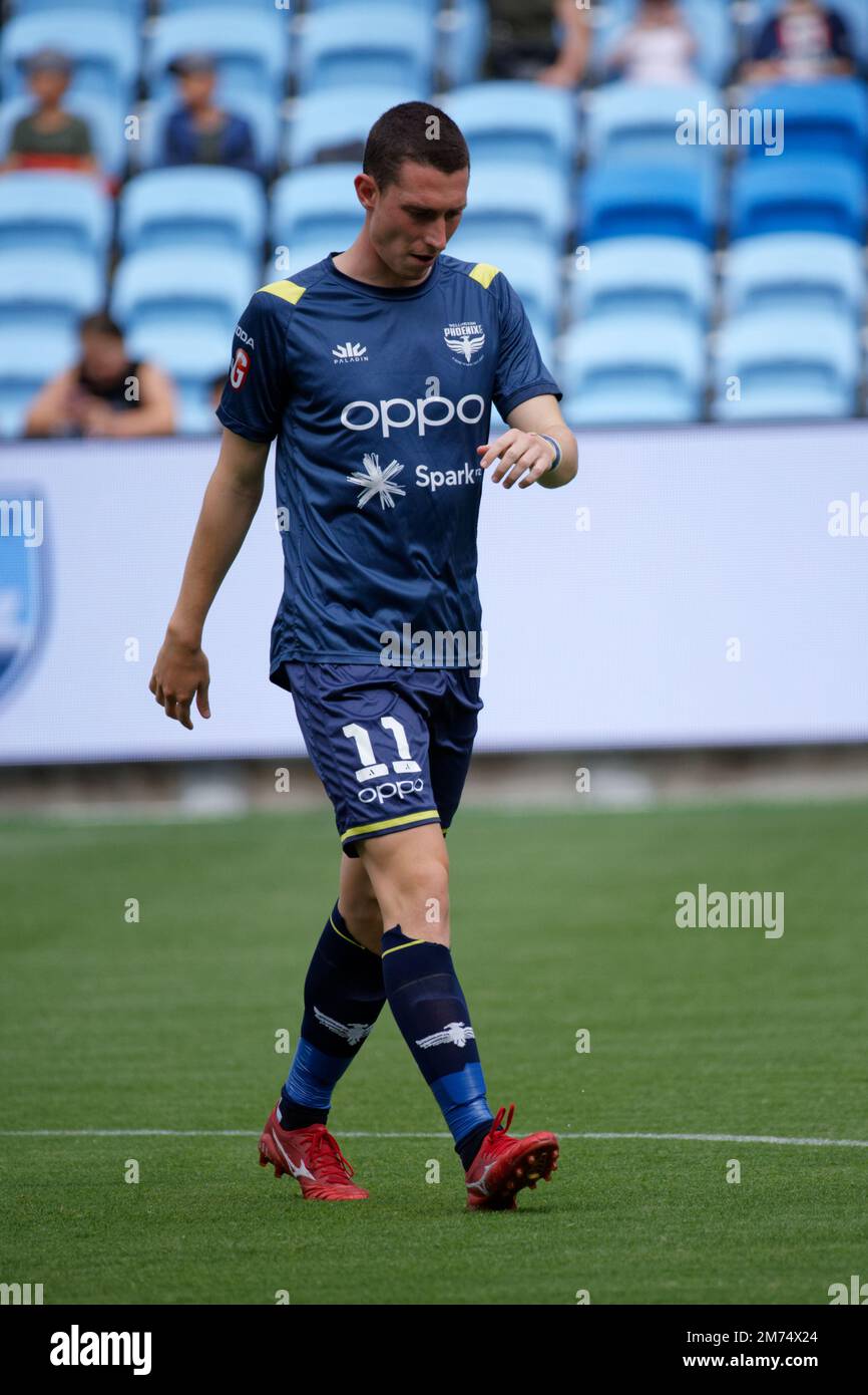 Bozhidar Kraev of Wellington Phoenix warms up before the match between ...