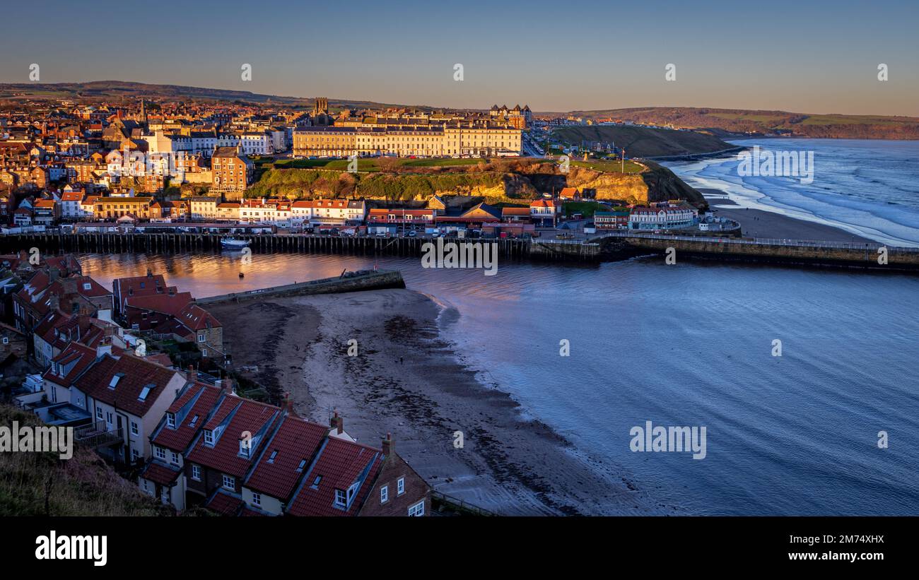 Early morning sun on the Yorkshire seaside town of Whitby Stock Photo ...