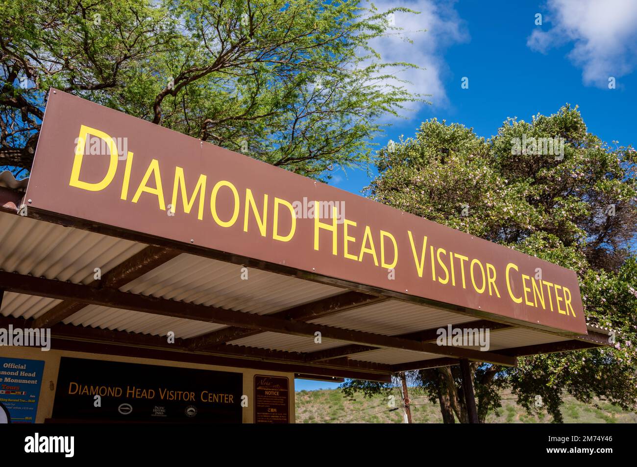 Honolulu, Hawaii - December 27, 2022: the Diamond Head Visitor Center ...