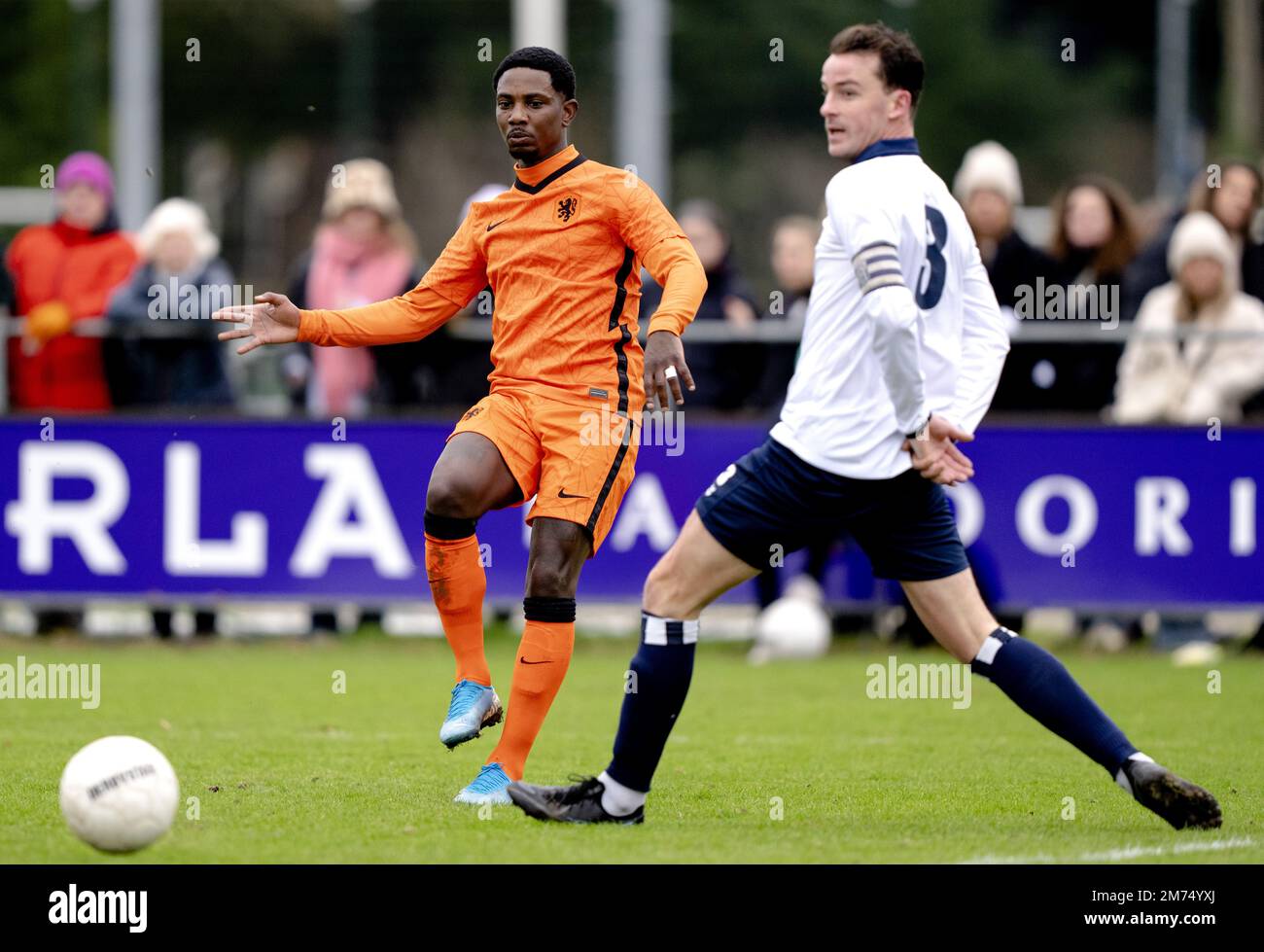 HAARLEM - Eljero Elia in action during the traditional New Year's match ...