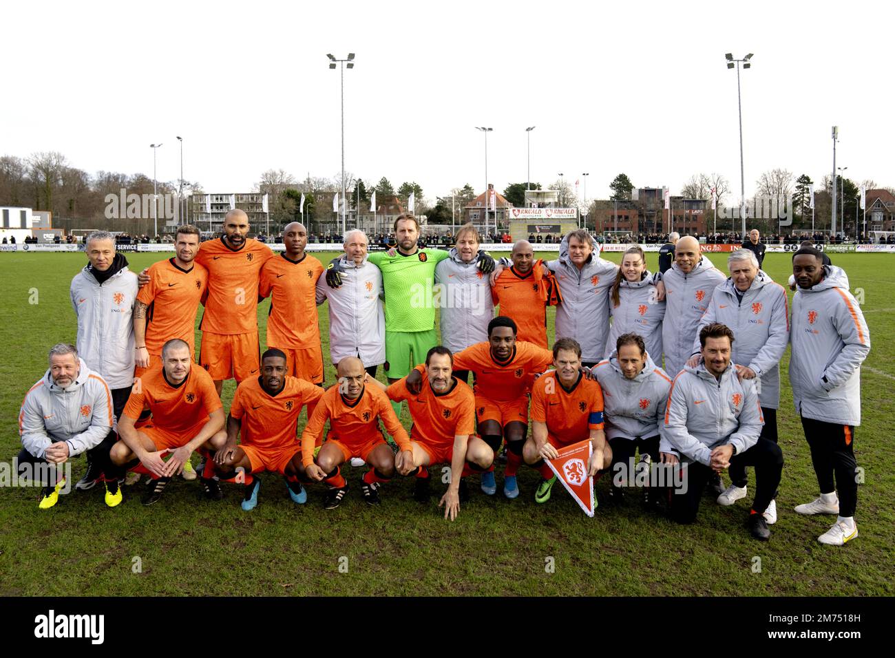 HAARLEM - The team ex-internationals prior to the traditional New Year ...