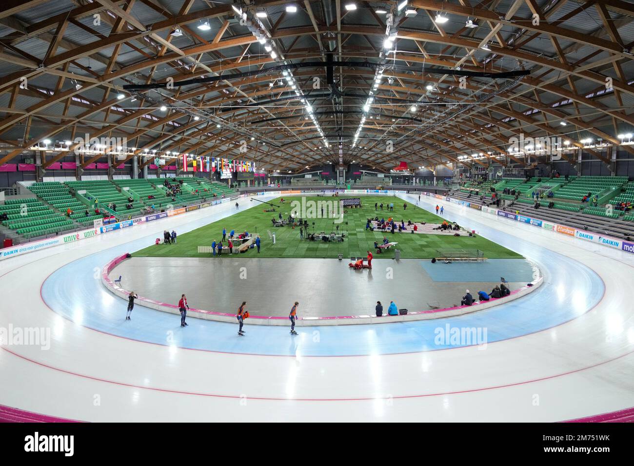 HAMAR, NORWAY - JANUARY 7: General interior overview during the ISU ...