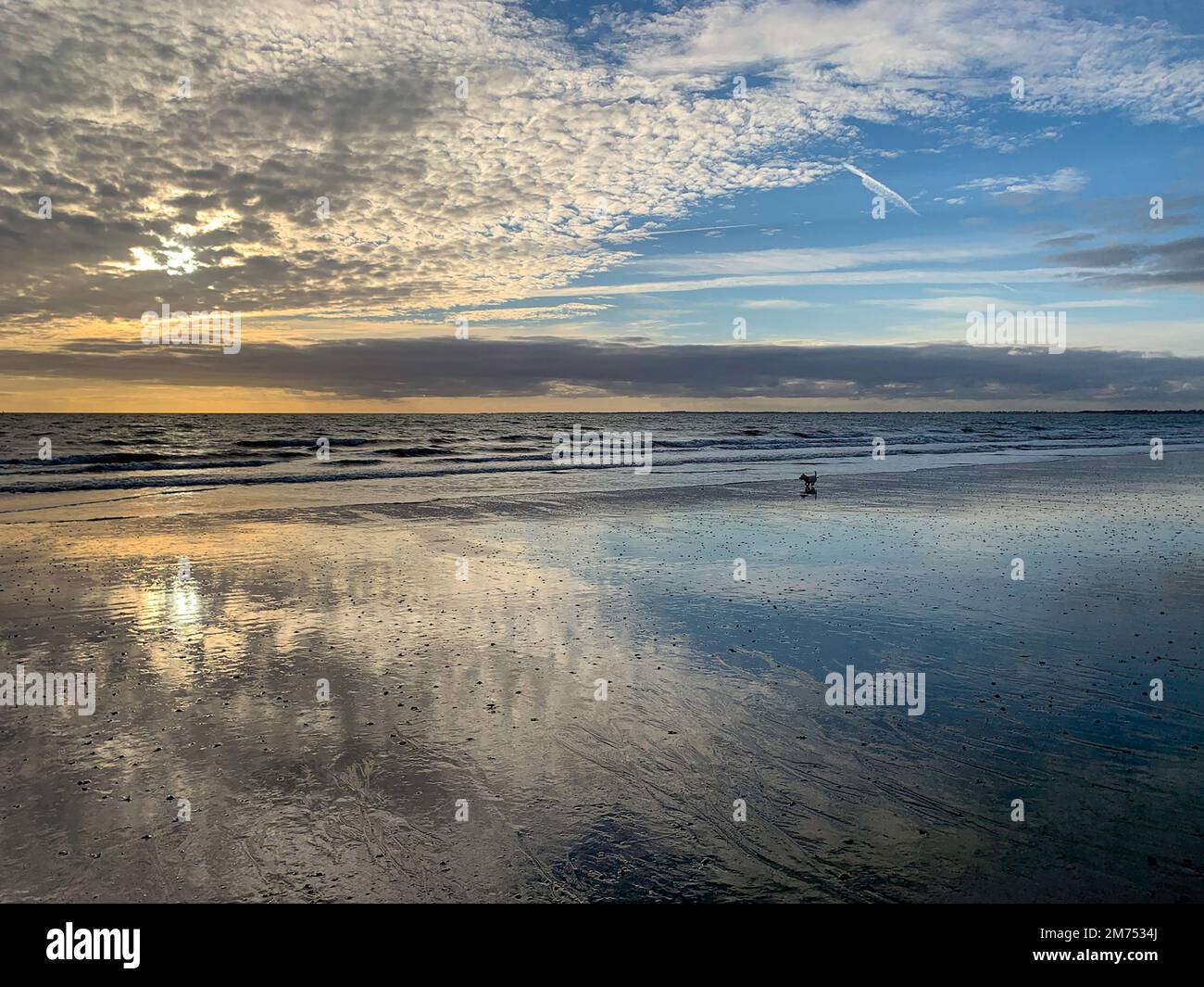 Atlantic ocean france hi-res stock photography and images - Alamy