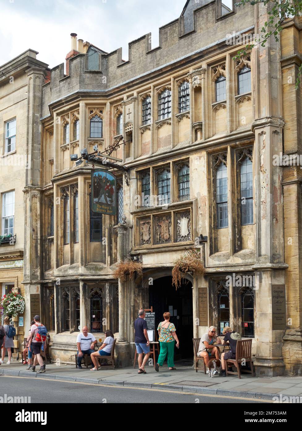 George Hotel and Pilgrims Inn Stock Photo - Alamy