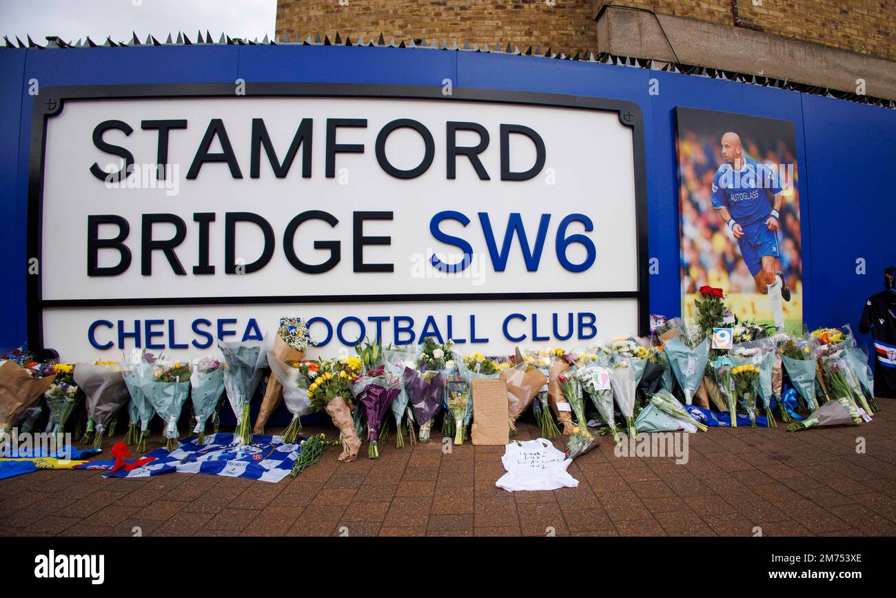 Stamford bridge sw6 vialli hi-res stock photography and images - Alamy