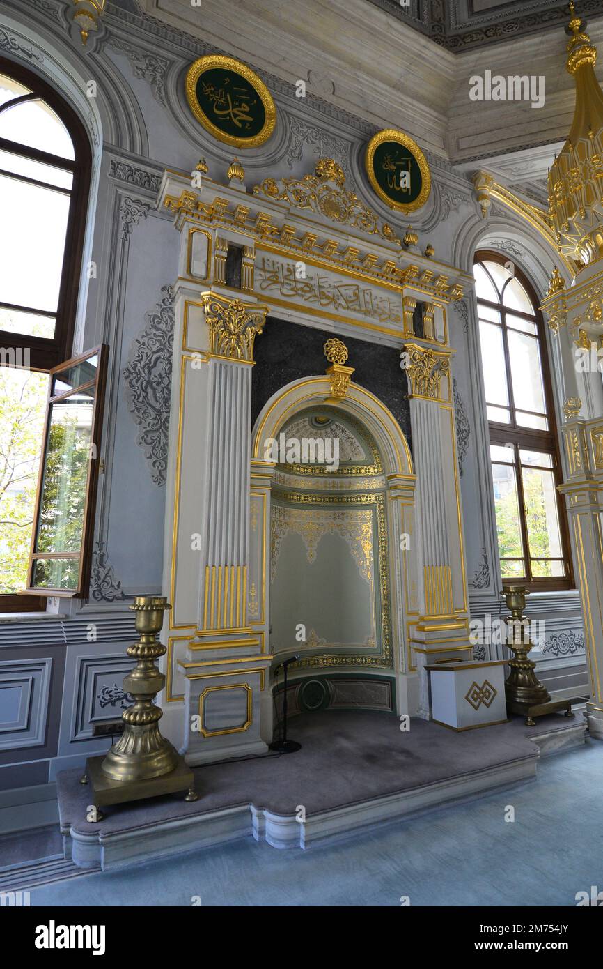 Tesvikiye mosque hi-res stock photography and images - Alamy