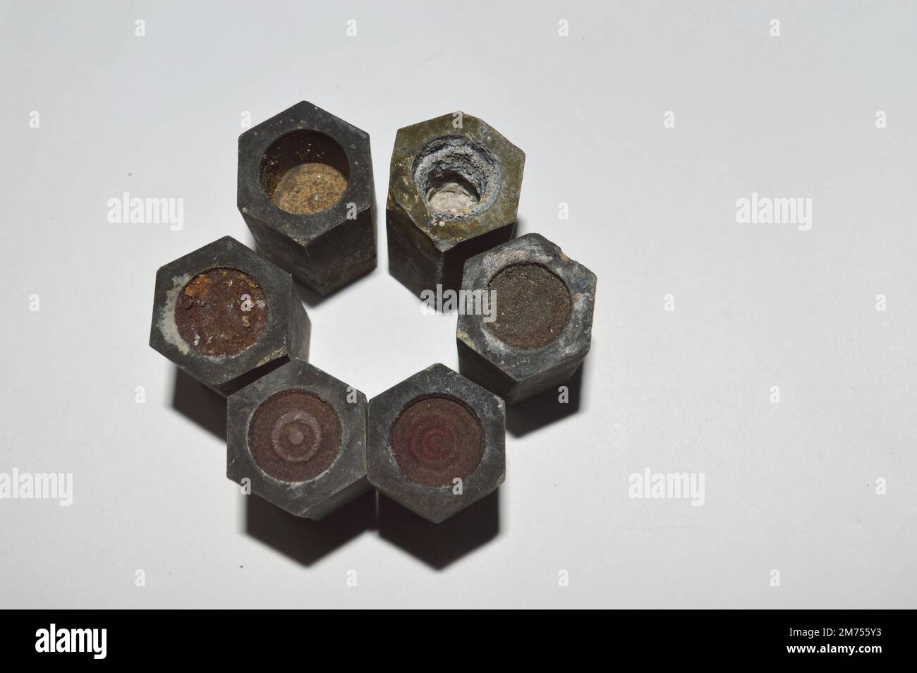 Burnt capsules hi-res stock photography and images - Alamy