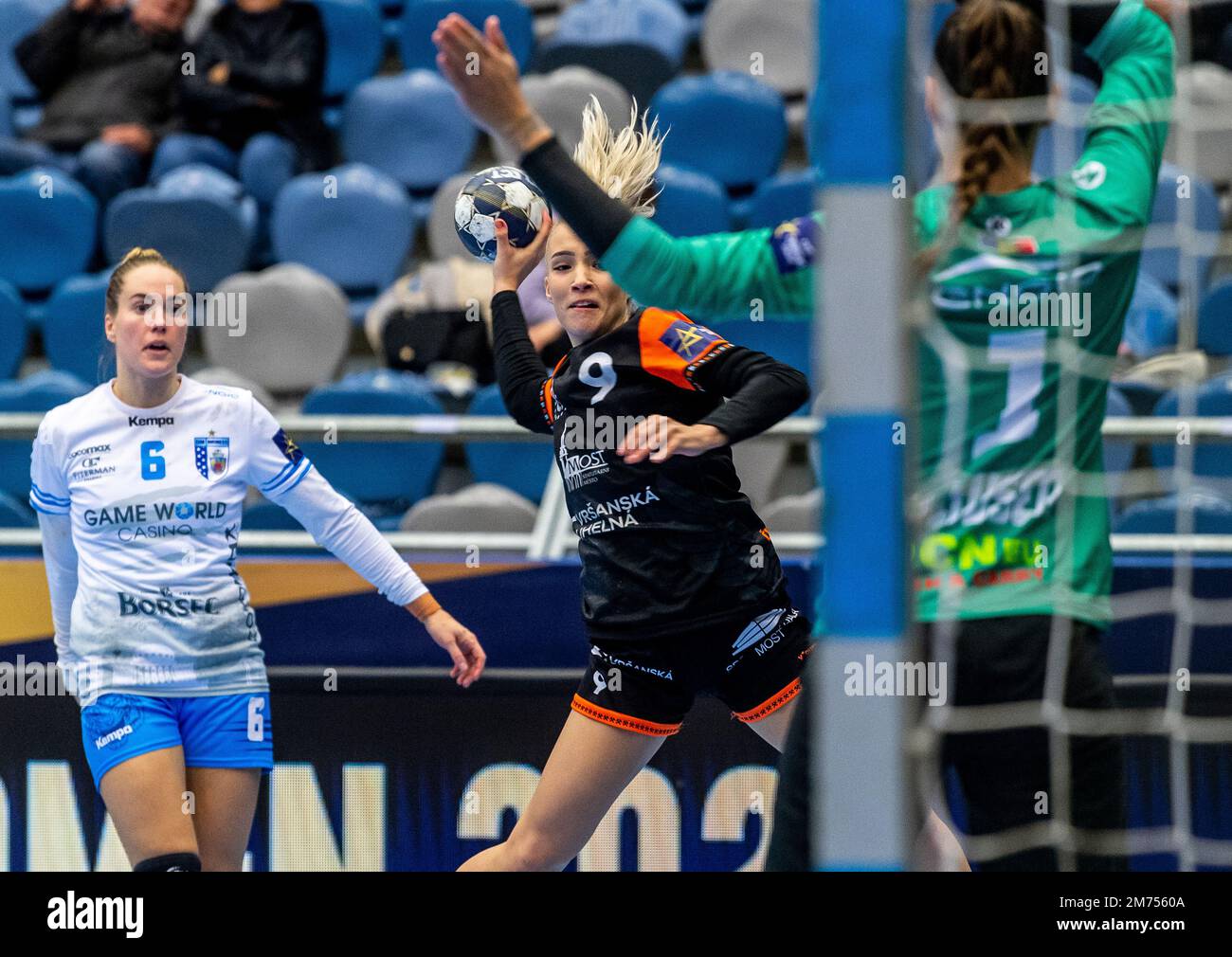 Malin aune hi-res stock photography and images - Alamy