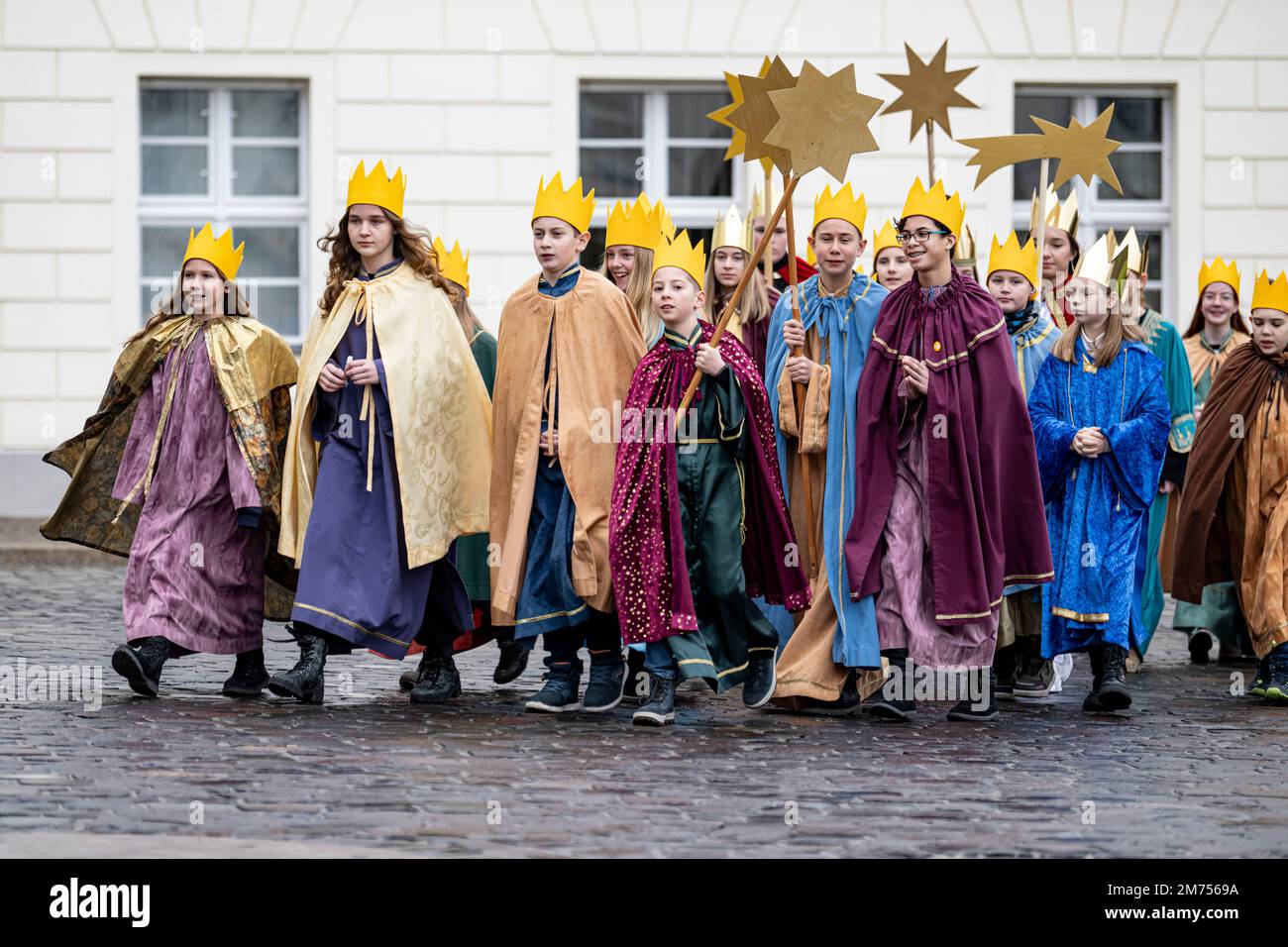 Berlin, Germany. 06th Jan, 2023. The carol singers of the diocese of ...
