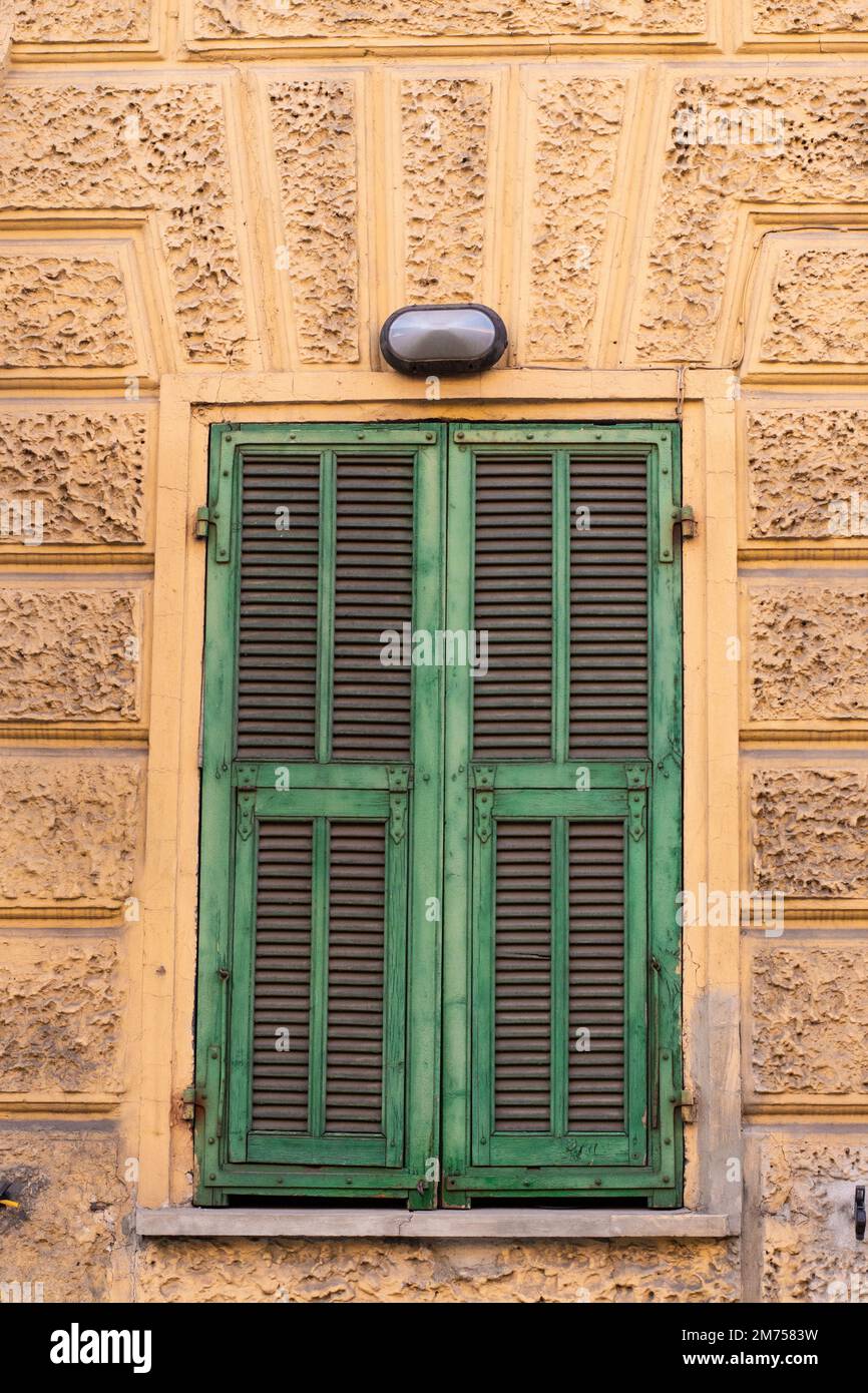Vintageshutter hi-res stock photography and images - Alamy