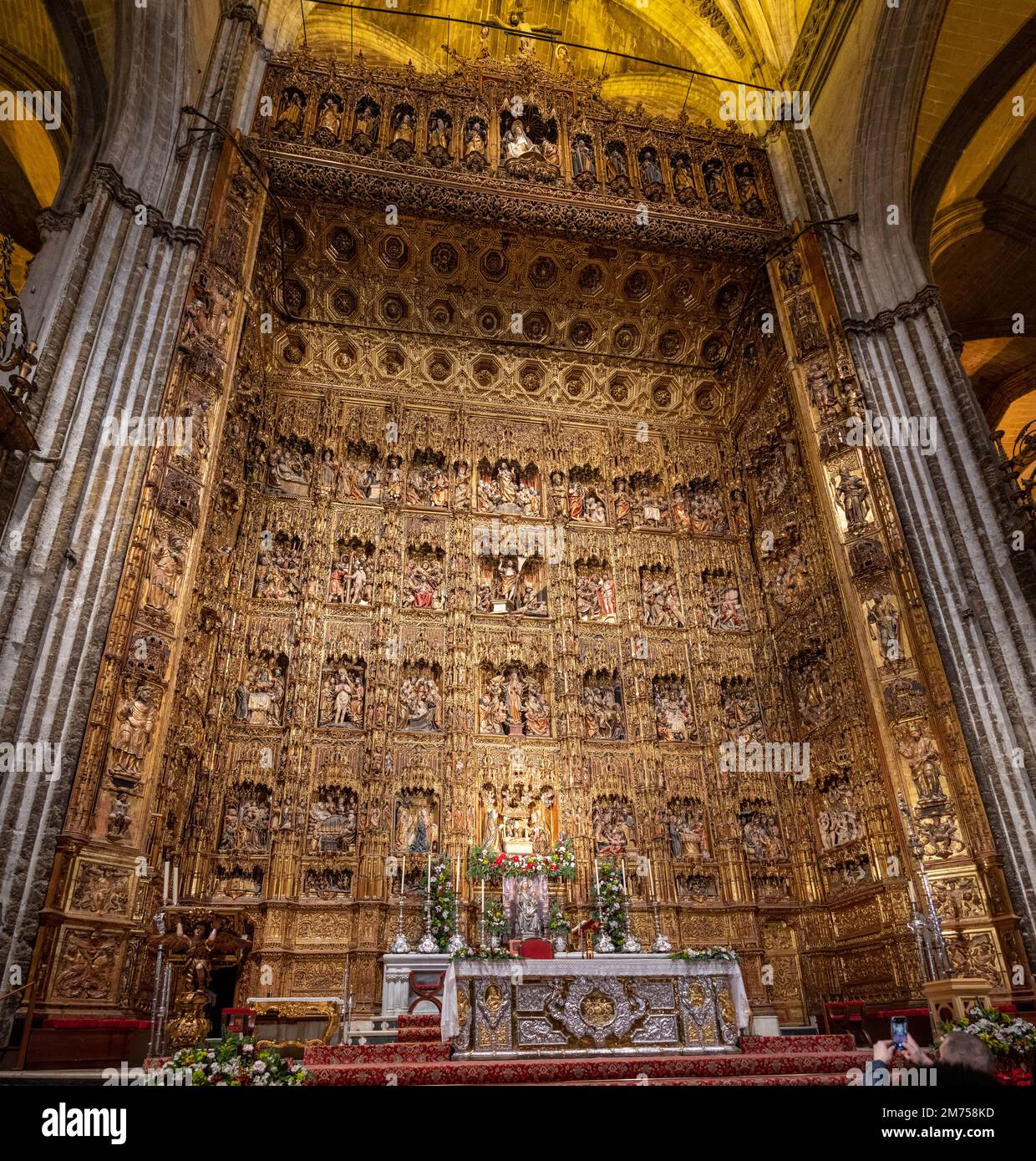 The main altar from the Cathedral of Seville Stock Photo - Alamy