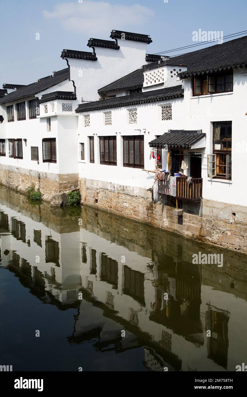 Huqiu hi-res stock photography and images - Alamy