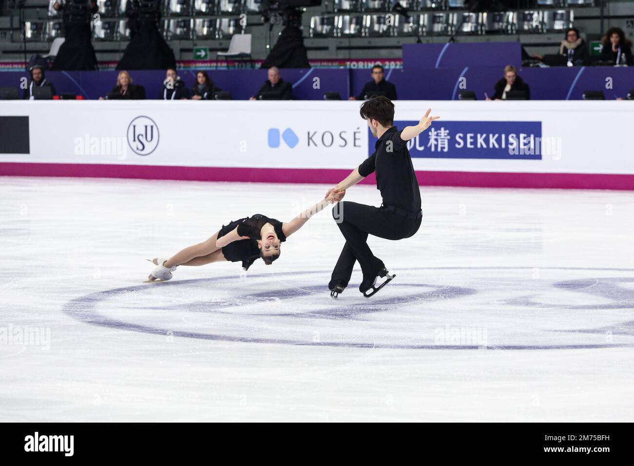 Anastasia Golubeva and Hektor Giotopoulos Moore (AUS) perform during ...