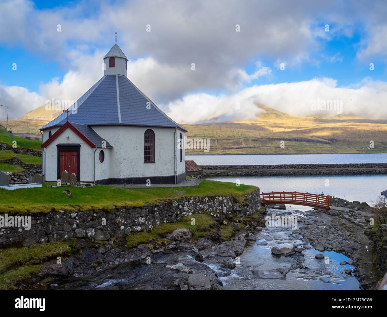 Octogonal structure hi-res stock photography and images - Alamy