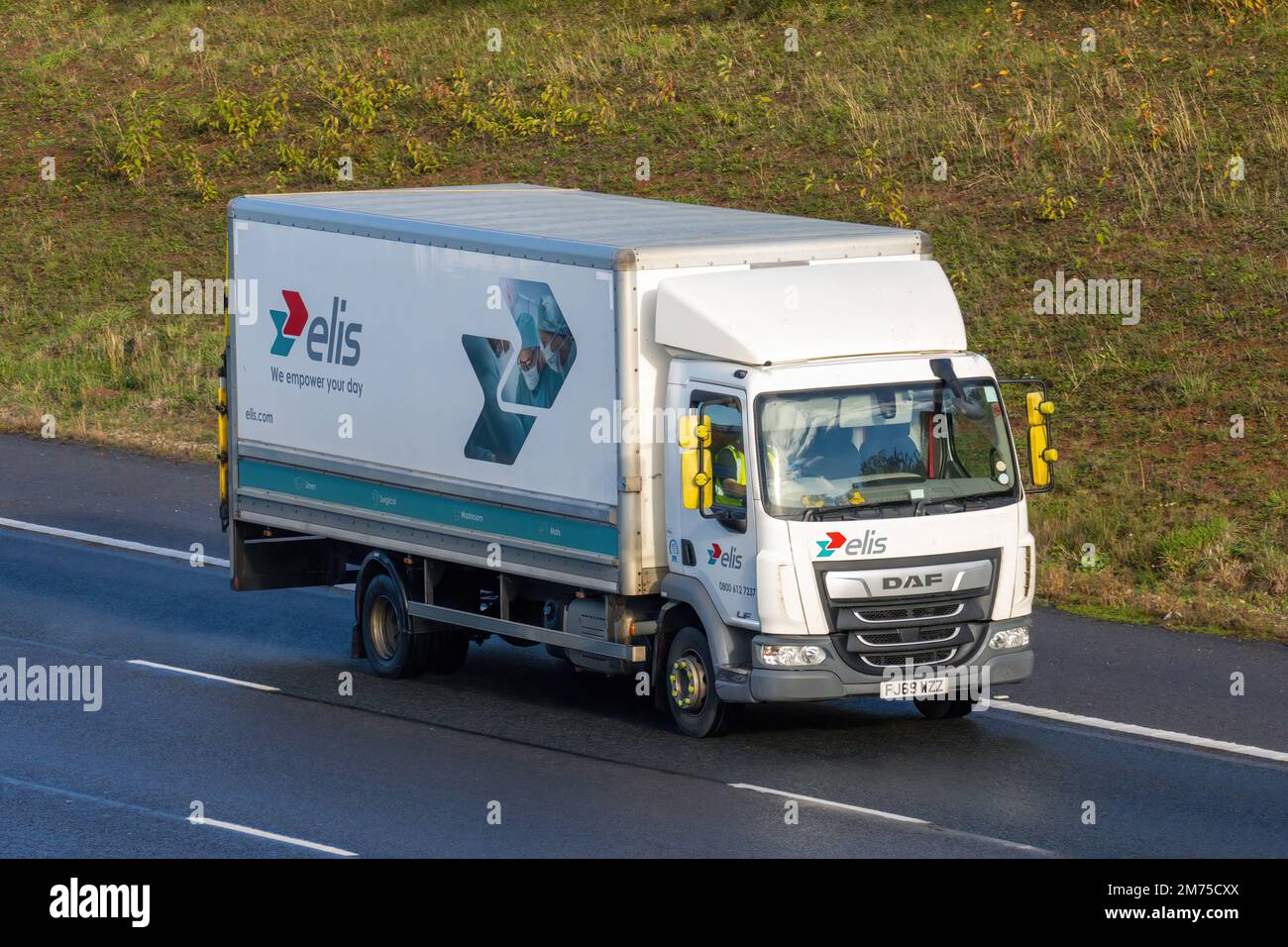 Daf lf lorry hi-res stock photography and images - Alamy