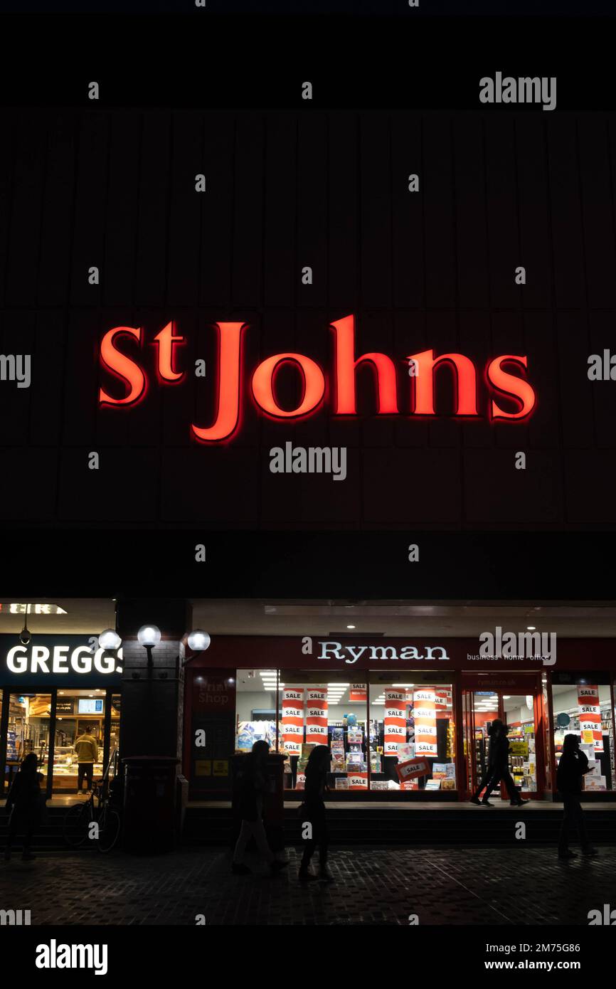 St Johns shopping centre sign Stock Photo - Alamy