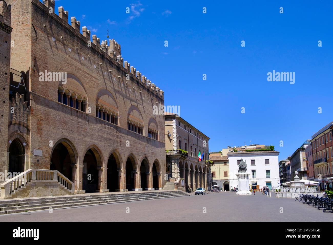 Cavour square rimini hi-res stock photography and images - Alamy