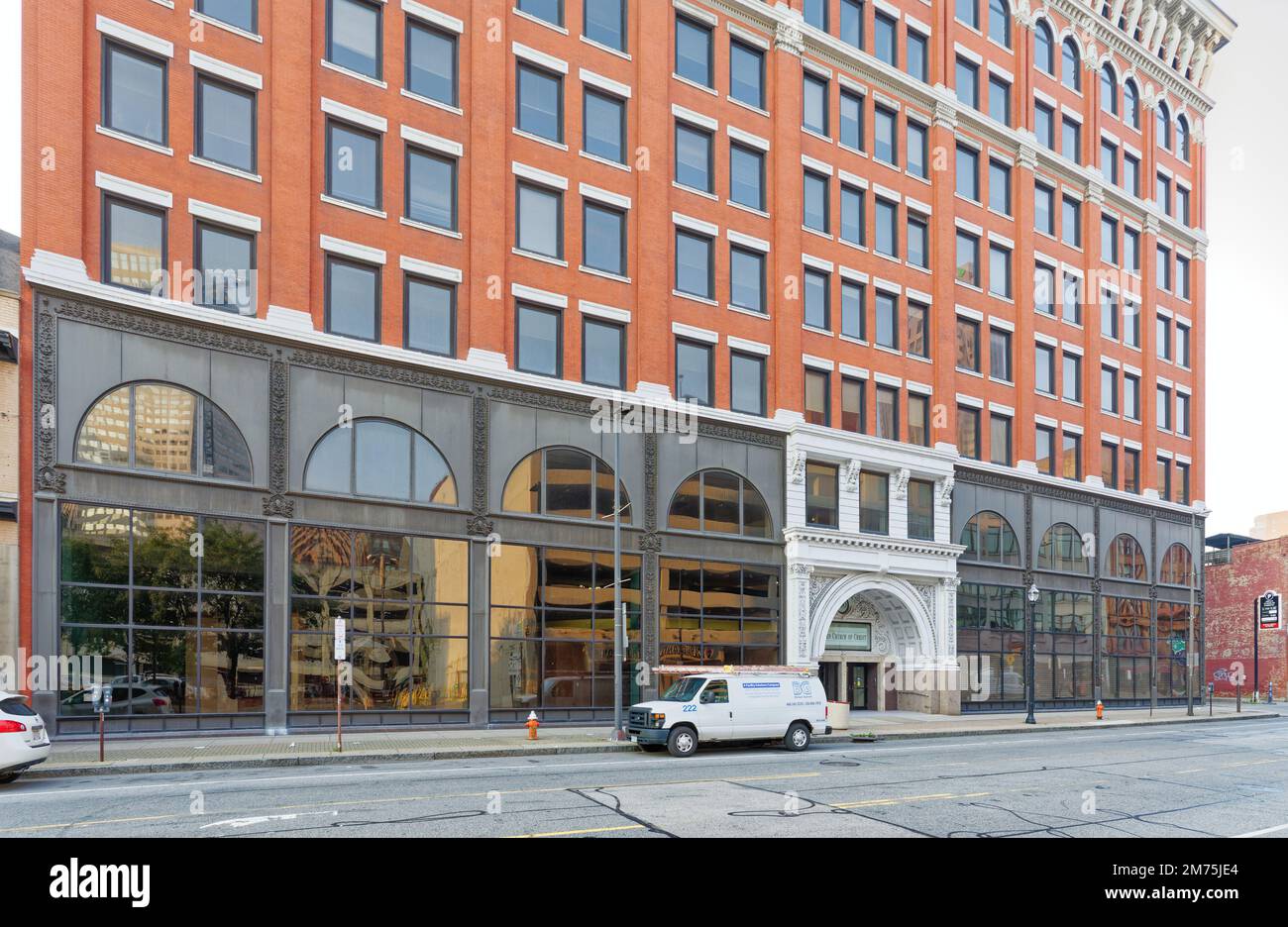 The Electric Building was phone company offices 1899-1990. United ...