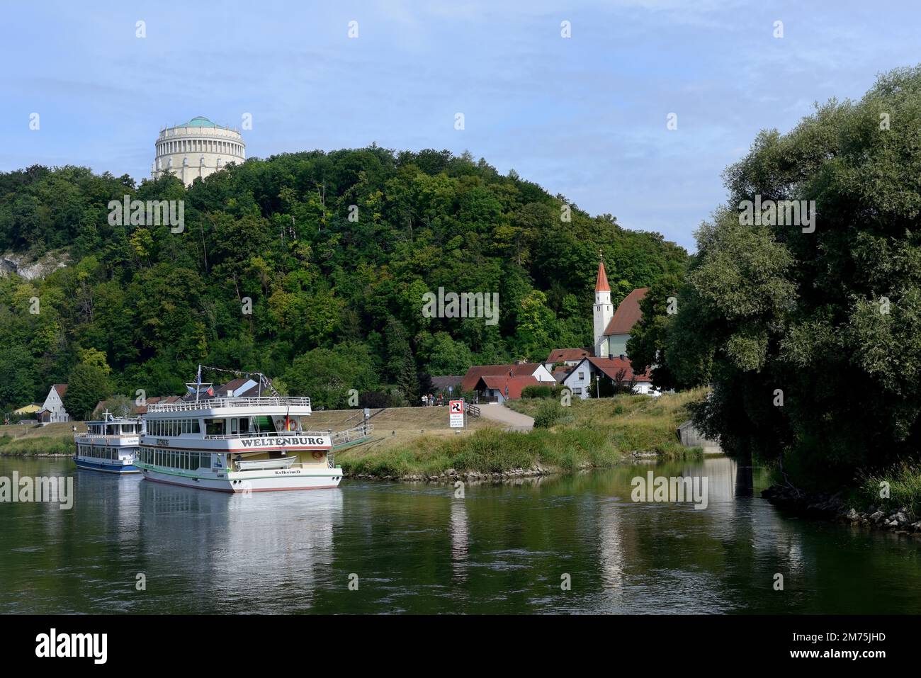 Kelheim, city view with Liberation Hall on the Michelsberg, Lower ...