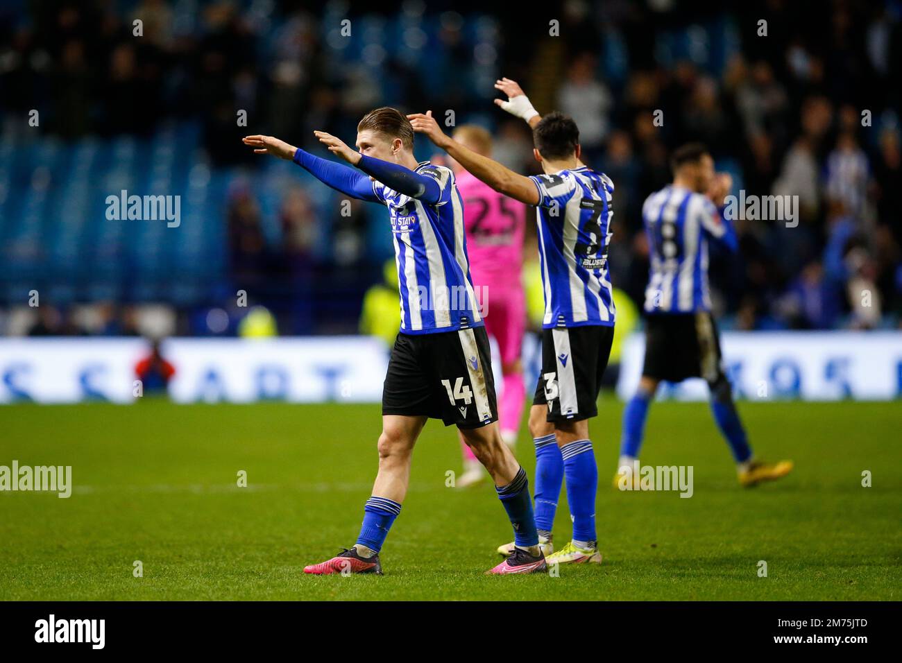 James byers hi-res stock photography and images - Alamy