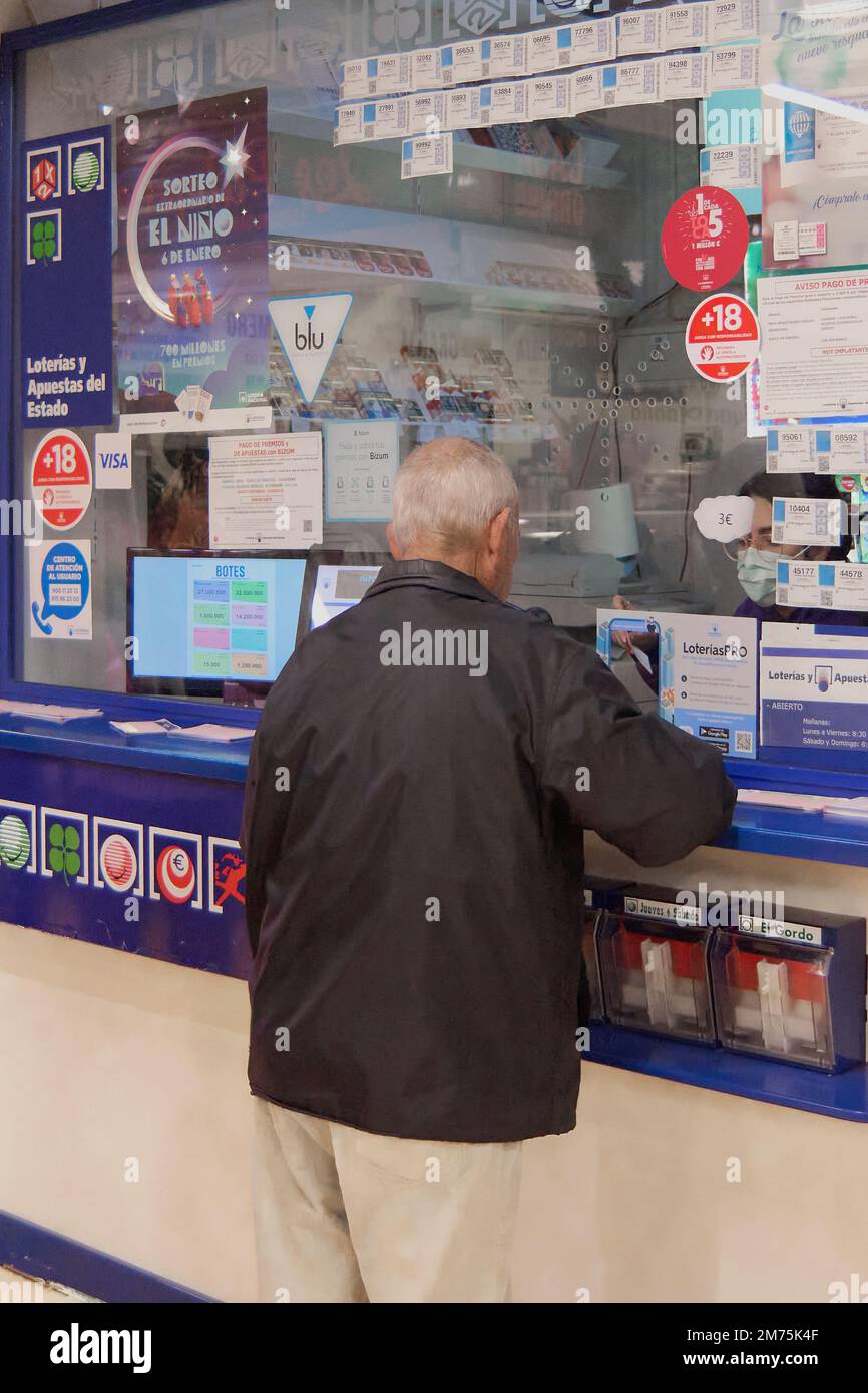Lottery stand hi-res stock photography and images - Alamy